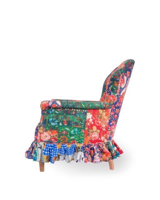 Russia / Embroidered Print Linen Dracula Chair - Bokja